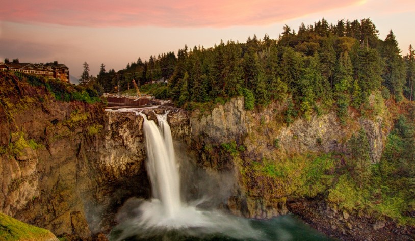 Why visiting waterfalls in summer ruins your vacation (and when to go ...