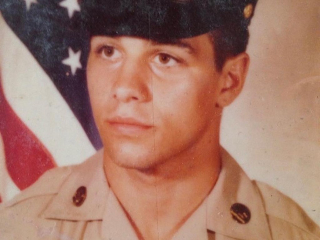 Divers searching for missing Illinois man discover body of Army vet who ...