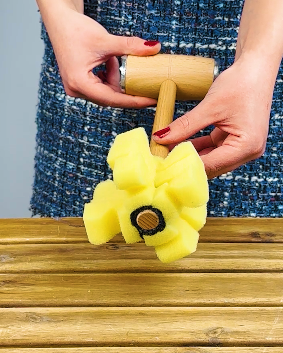 Brosse éponge DIY pour nettoyer les endroits difficiles d'accès 🧽