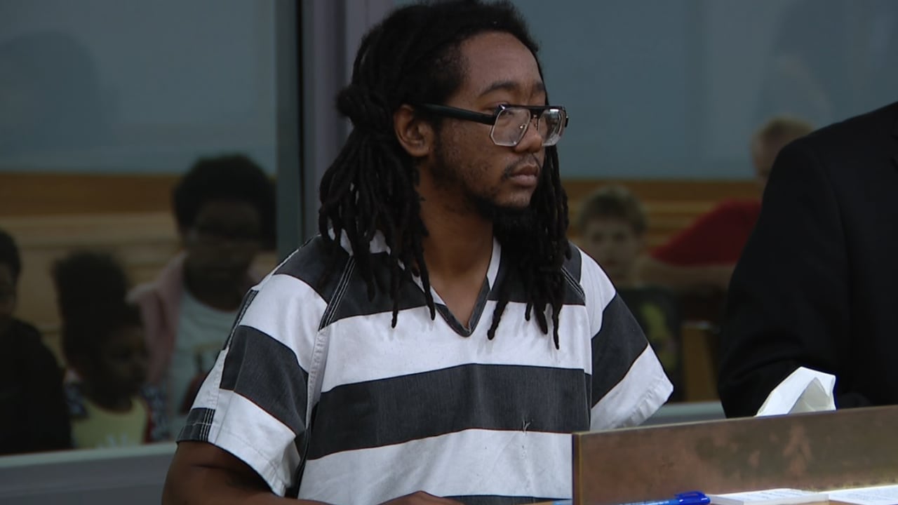 Man charged after shooting inside Ohio bar
