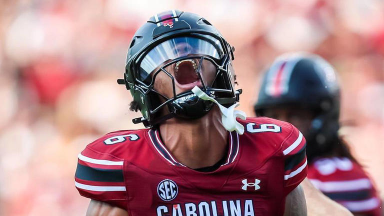 Raiders land can't-miss defensive prospect in CBS's latest 2027 NFL ...