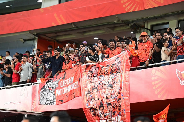 Orange Army: The soul of SRH