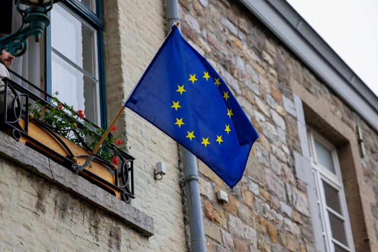 EU plans to fine Google high triple-digit million euro sum as part of ...
