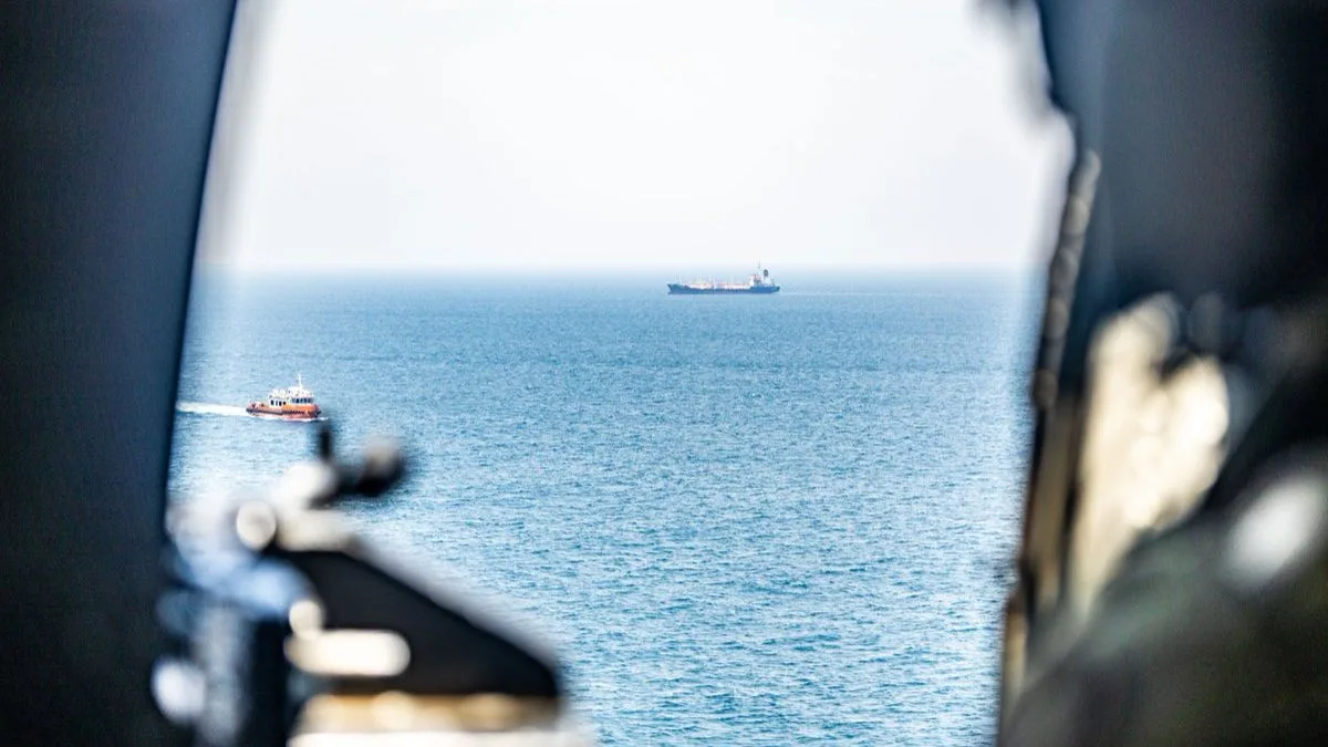 US hits mine-laying boats, missile launch sites in southern Iran as ...