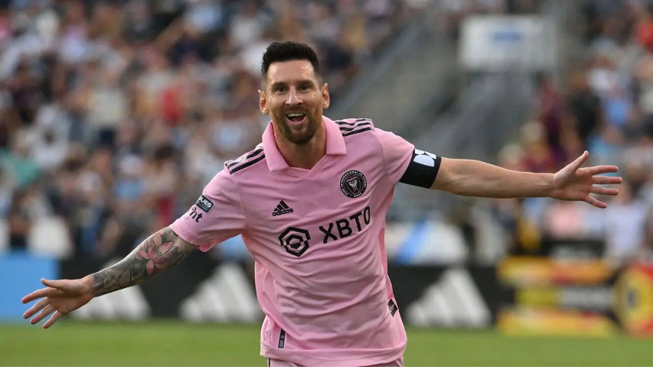 Huge relief for Argentina! Lionel Messi escapes serious injury ahead of ...