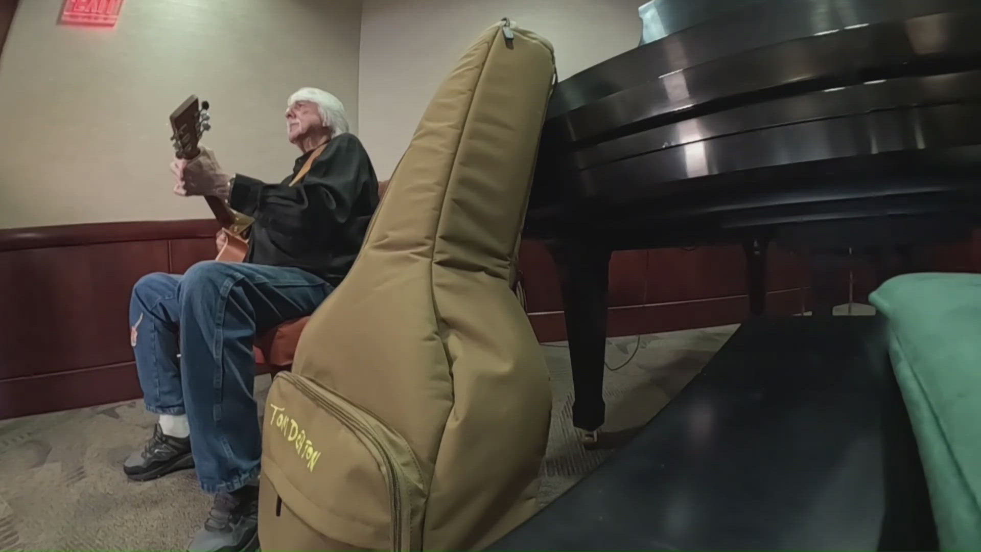 Veteran uses music to give back to patients at Novant Health Cancer ...