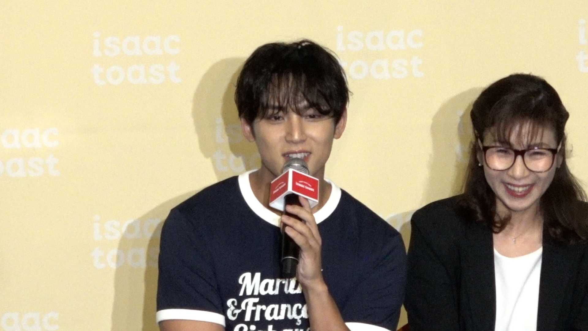 SEVENTEEN・MINGYU、来日イベント登壇に大歓声! SEUNGKWAN＆DINOとの思い出も語る