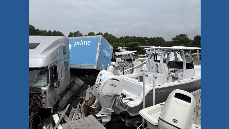 Tractor-trailer driver charged after Gloucester County crash injures ...