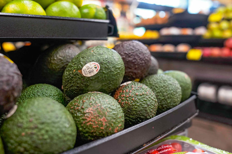 Never buy avocados if you see this red flag at the store