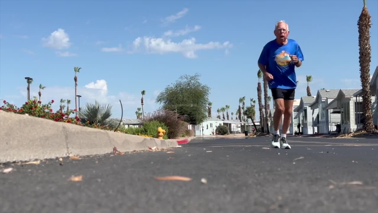 90-year-old Arizona man prepares to run his first-ever marathon in San ...