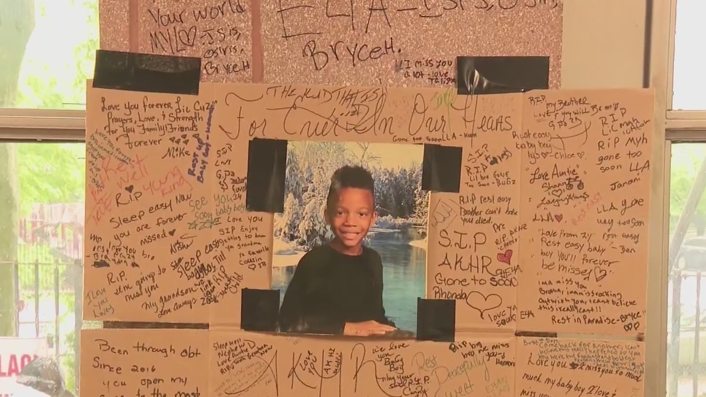 Brooklyn community mourns teen killed subway surfing