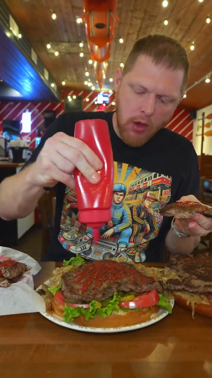 Can I finish a 3lb burger in 45 minutes?