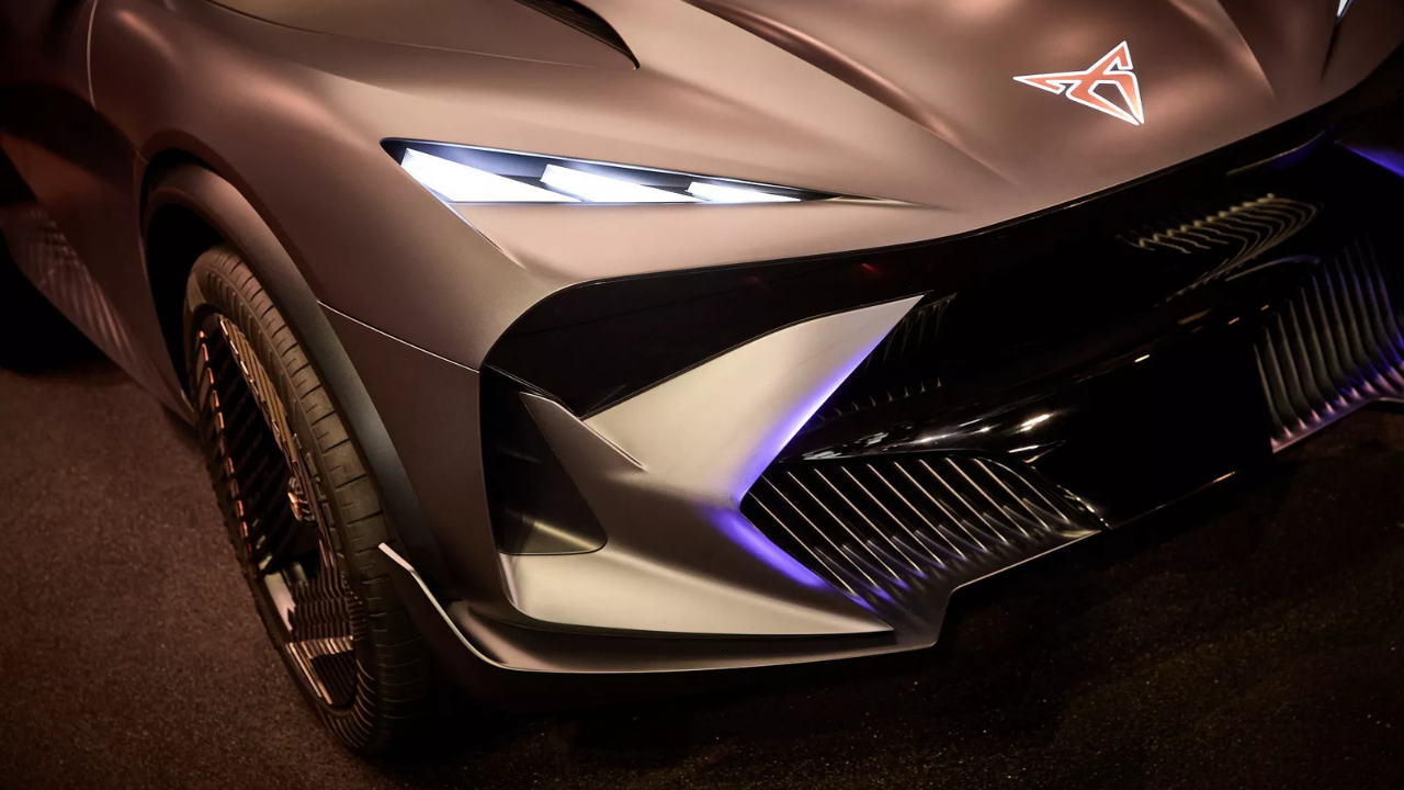 This Spanish EV that looks like a Lambo on a bender is going into ...