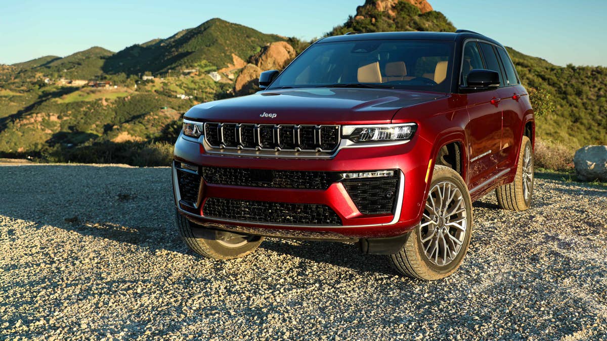 The 2026 Jeep Grand Cherokee is a big SUV trying to be luxurious