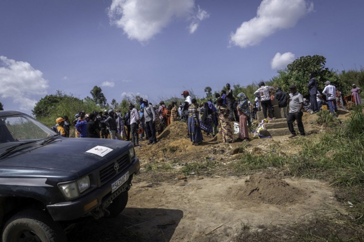 Ebola - 100 ton aan hulpgoederen voor Oost-Congo vertrokken vanuit Luik