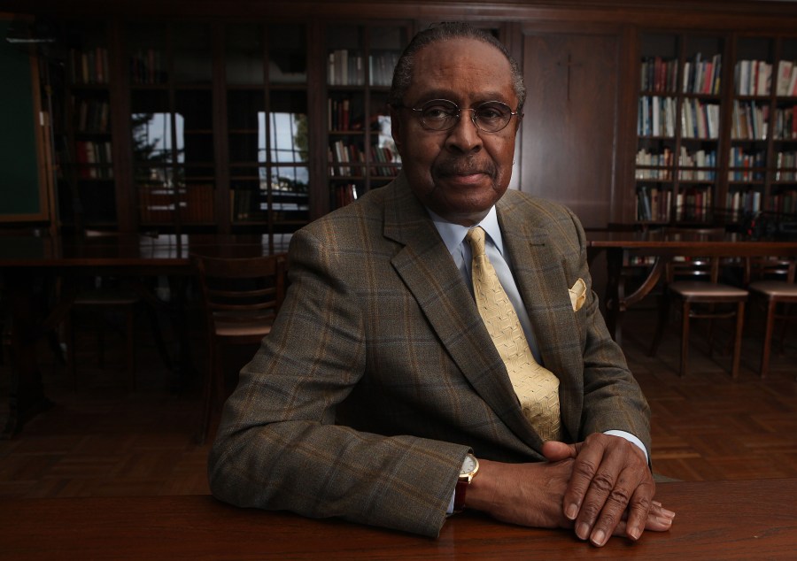 Clarence B Jones, MLK speechwriter who snuck out notes that would ...