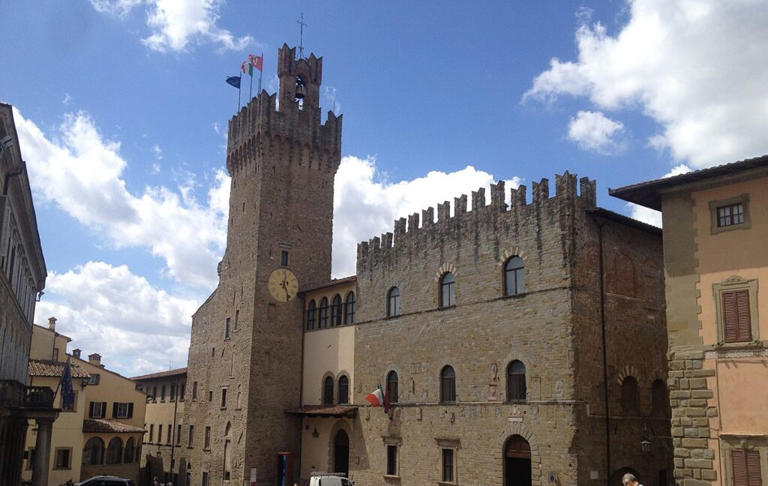 Arezzo, sarà ballottaggio per la carica di sindaco: Comanducci parte in ...