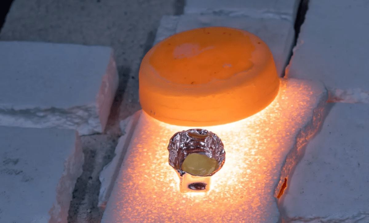 NASA scientists discover material that could protect jet engines and ...