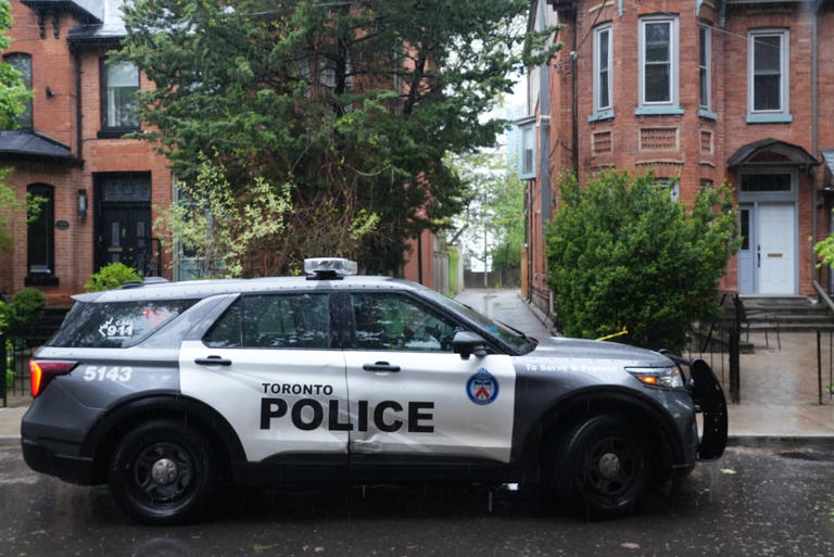 Toronto police investigating death inside private Cabbagetown garage