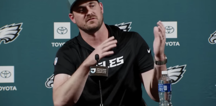 Sean Mannion breaks down why footwork unlocks a QB's consistency