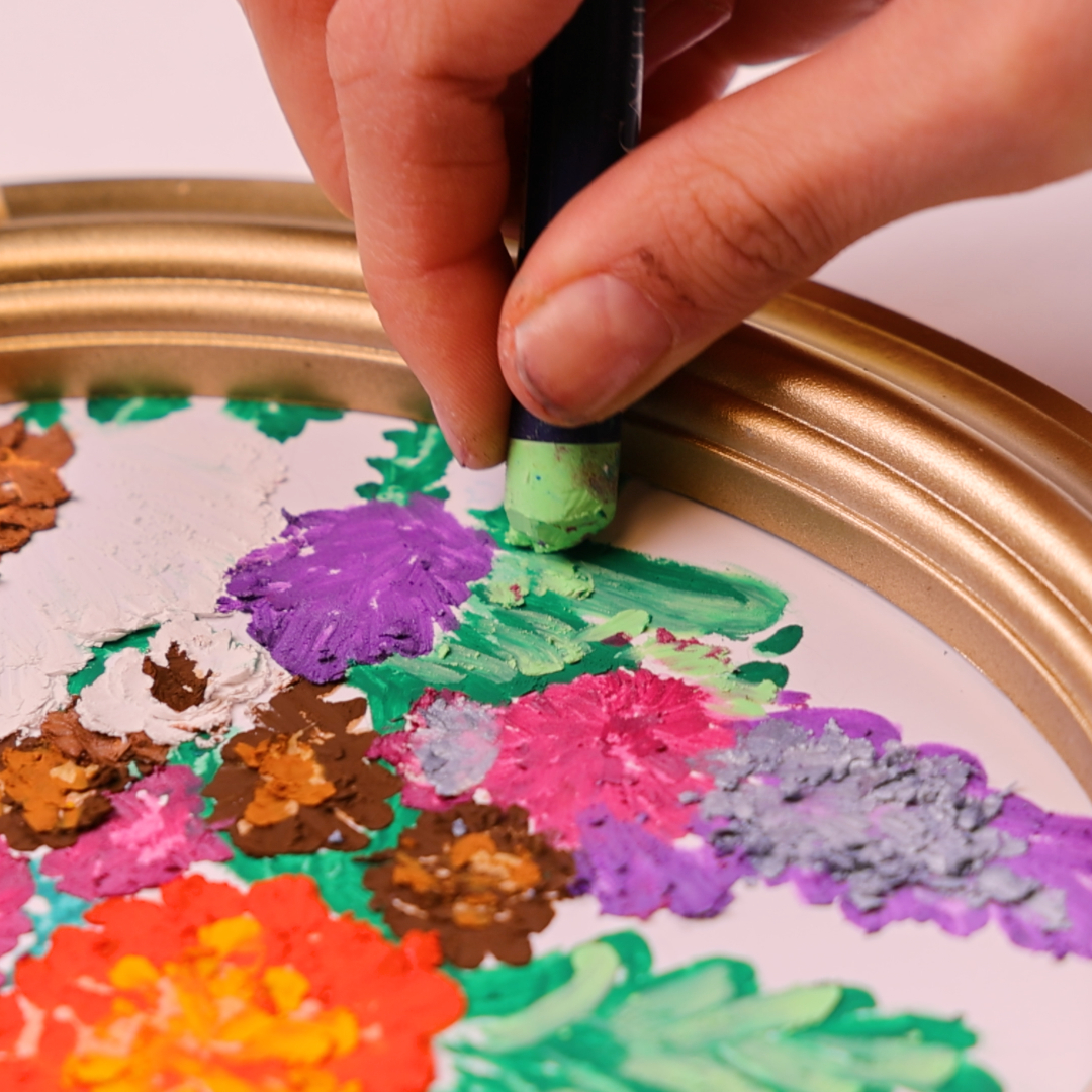 DIY vintage frame with oil pastels 🖼️