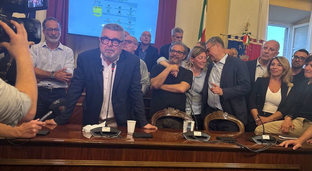 Senigallia resta al centrodestra, Olivetti sindaco bis con il 51,74% ...