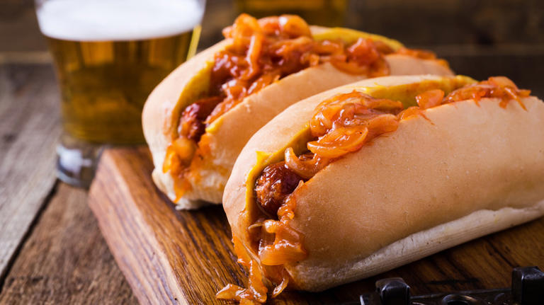 This easy trick gives boiled hot dogs 2X the flavor before adding a ...
