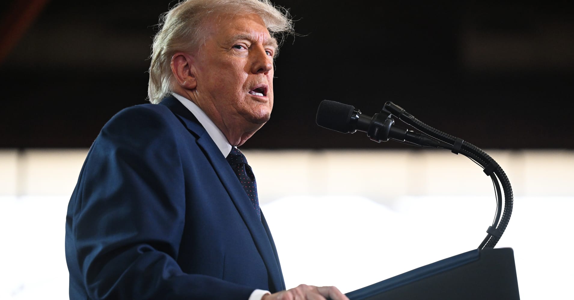 CNBC daily open: Faith in markets, doubts in diplomacy