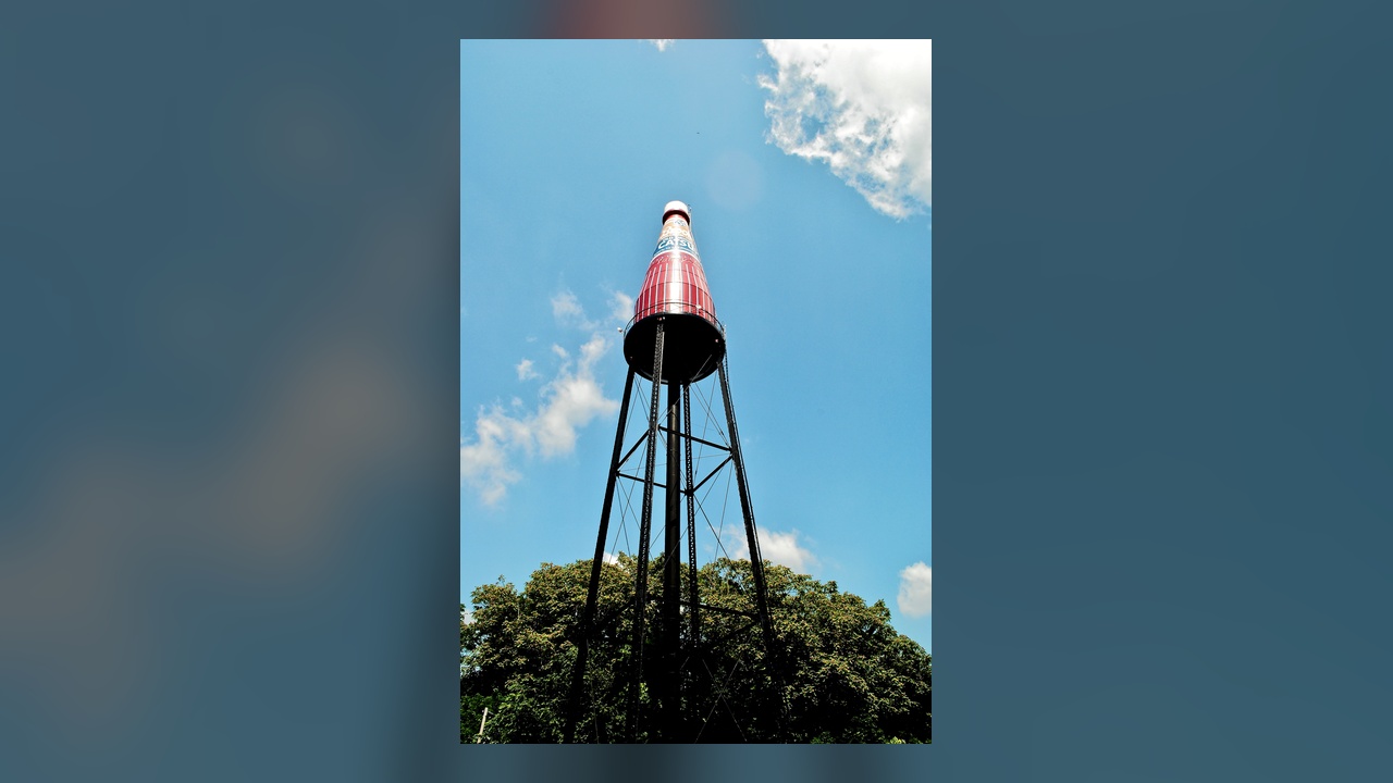 Route 66, a ketchup skyscraper, and ancient ruins: Collinsville is not ...
