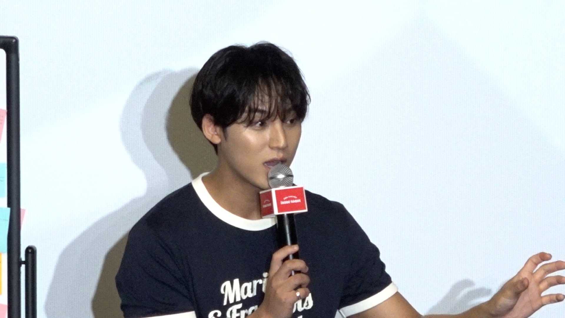 SEVENTEEN・MINGYU、CARATと“焼きそばパン”論争で大盛り上がり?