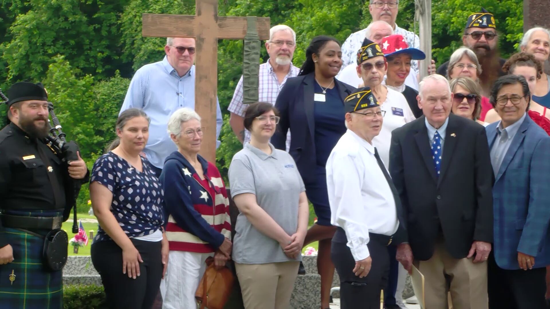Millington woman decorates veteran’s grave for ill neighbor on Memorial Day