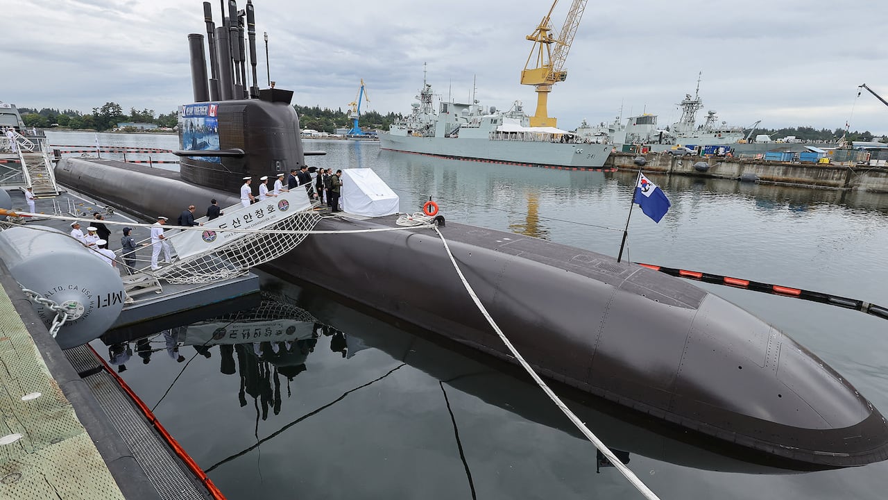 Korean submarine on display in bid for Canadian contract