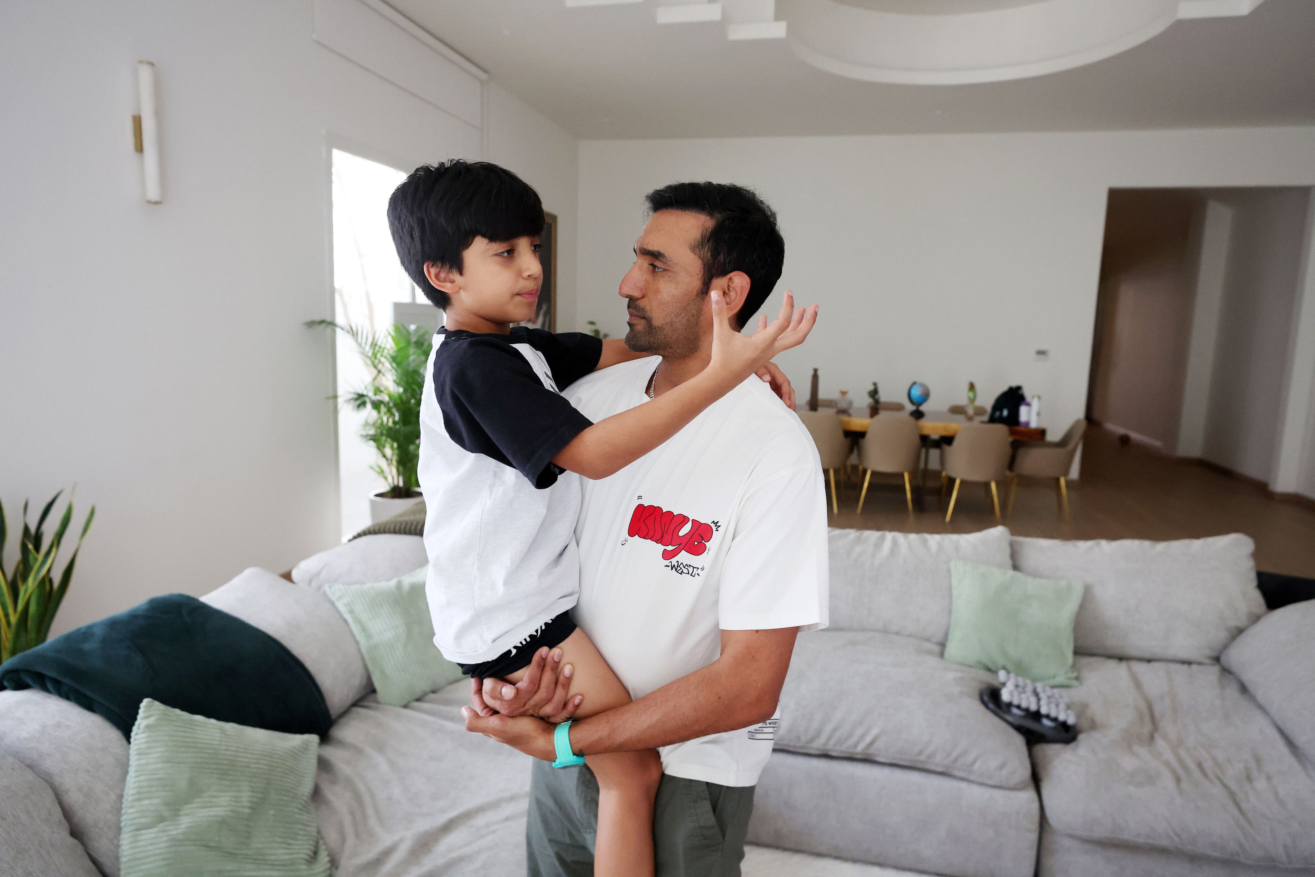 At home with Robin Uthappa: Indian cricketer on family life, moving to ...