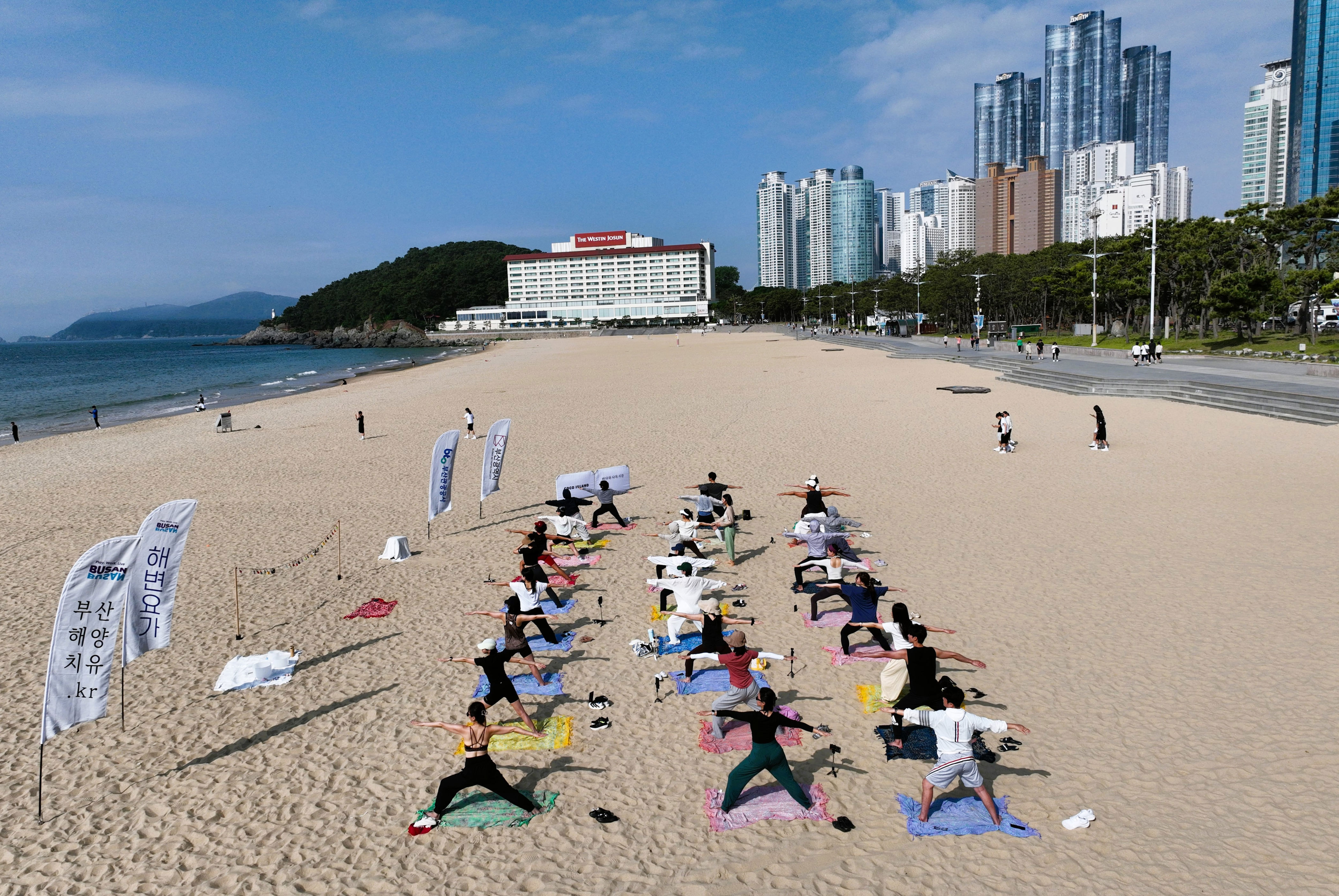 Haeundae, Songjeong beaches open June 26 with new programs