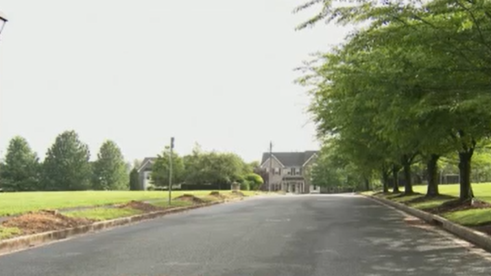 Baltimore County neighbors upset after cherry trees were suddenly cut ...