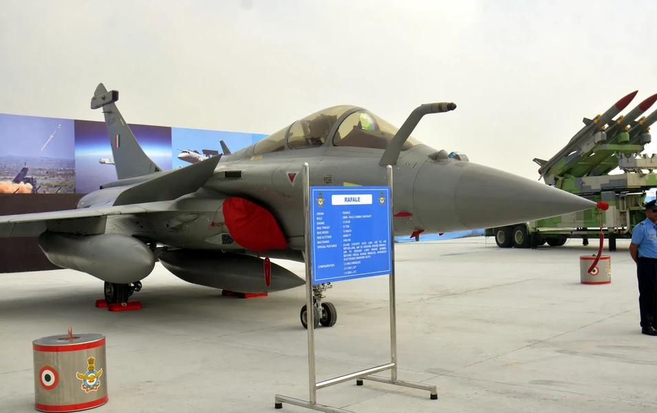 India finalises Rafale request, eyes year-end deal with France