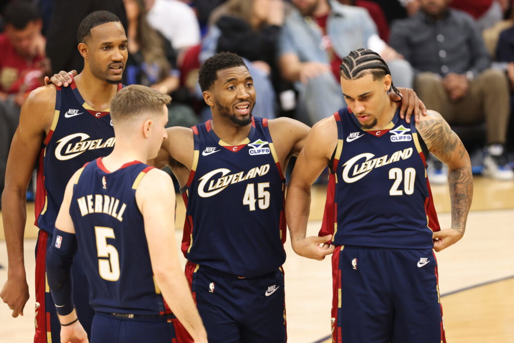 Theatrics: Fans sound off after Donovan Mitchell yells at Cavs ...