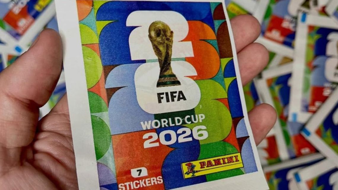 Compró una caja de figuritas del Mundial y descubrió una insólita ...