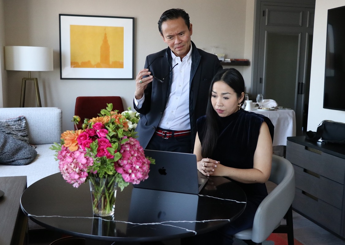 Mendunia! Dua desainer lokal rilis wallpaper lanskap benua