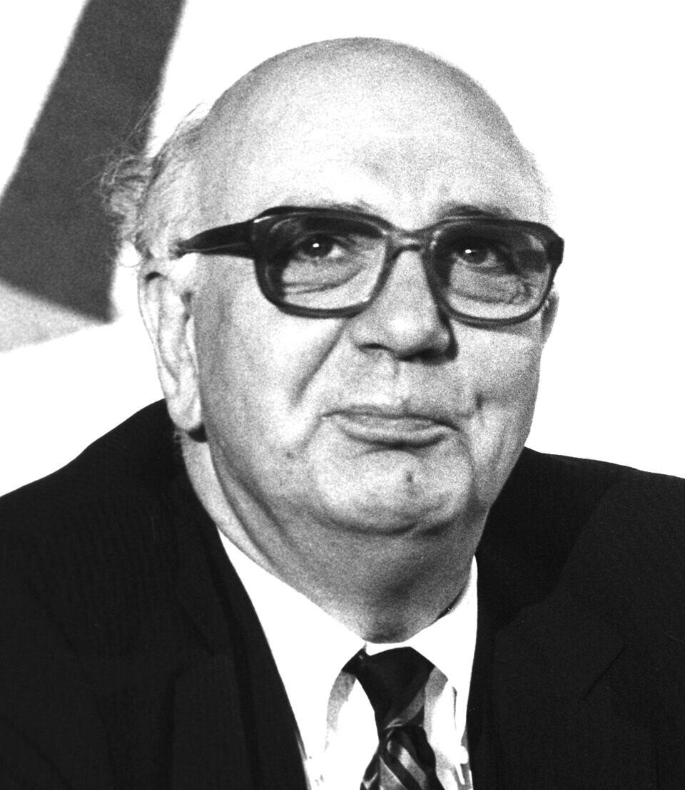 Stagflation sparked by Burns, Miller; Volcker’s resolve