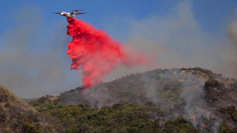 4 Southern California wildfires that burned nearly 23,000 acres nearing ...