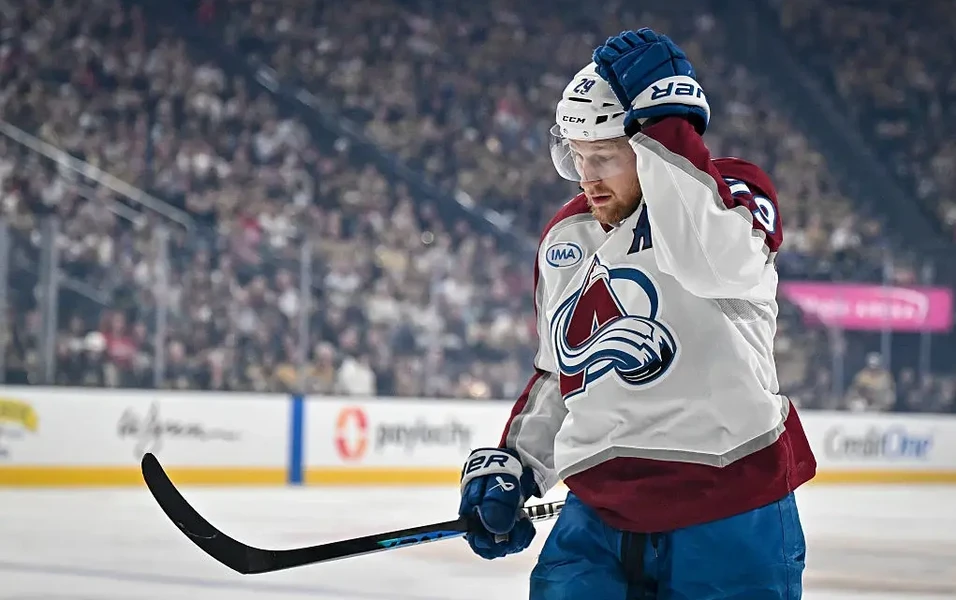 MacKinnon's status uncertain as Avalanche face elimination