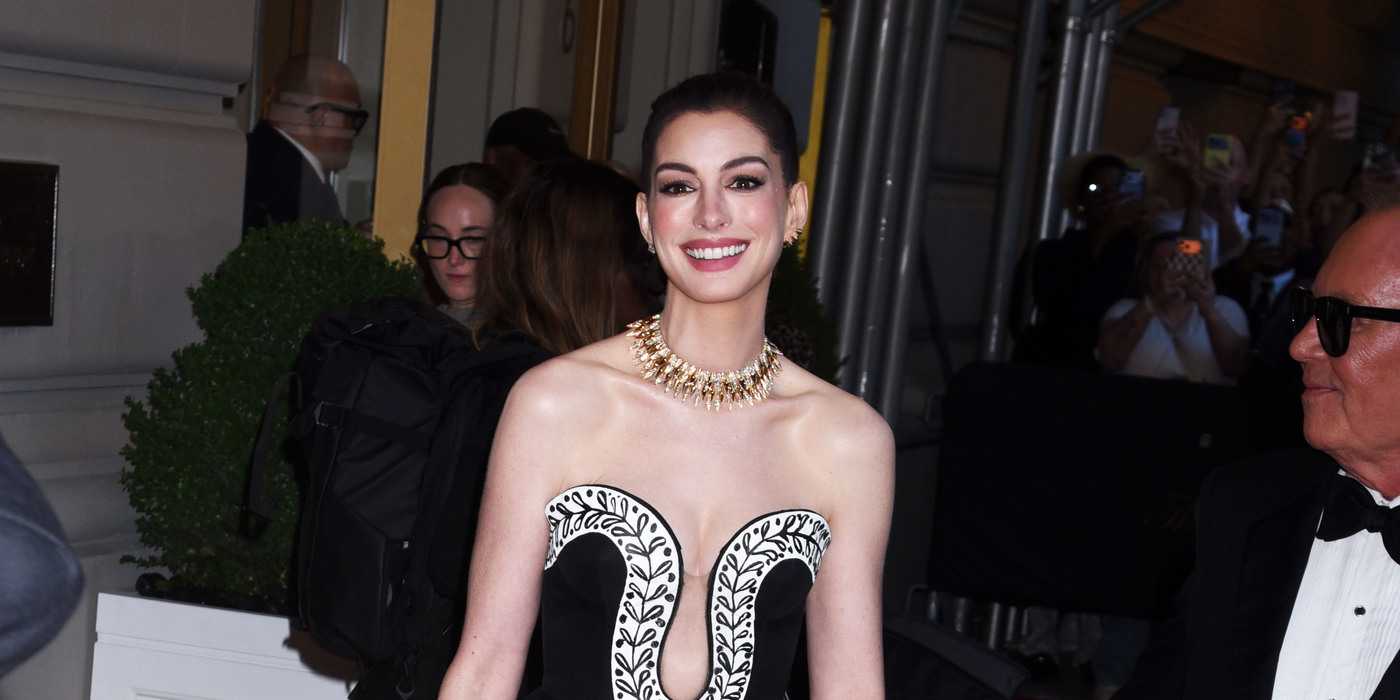 Anne Hathaway breaks silence on the facelift rumors