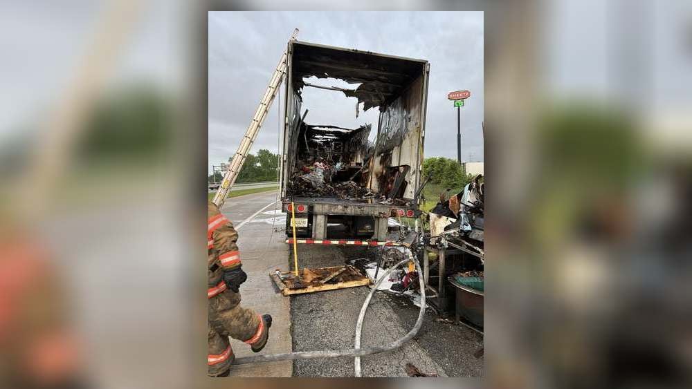 Ohio man loses belongings in semi trailer fire