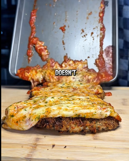 The easiest crispy chicken parm you’ll ever make 🍗🔥 golden, cheesy, and ...
