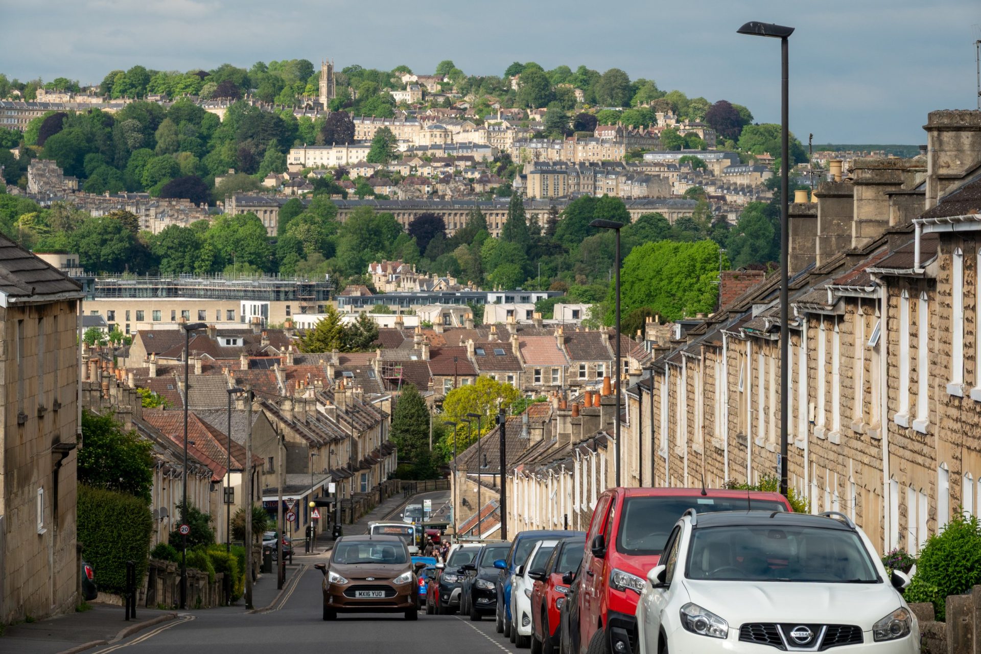 Santander and Halifax among lenders dropping mortgage rates – how long ...