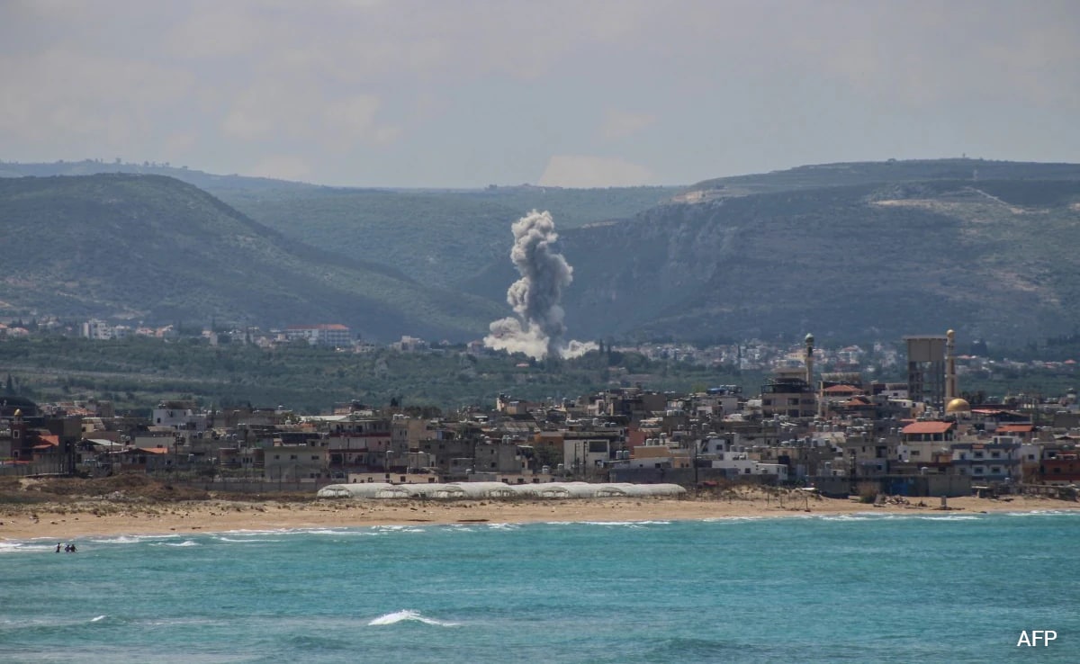 US attacks Iran's Bandar Abbas, then a 'uranium' warning from Trump