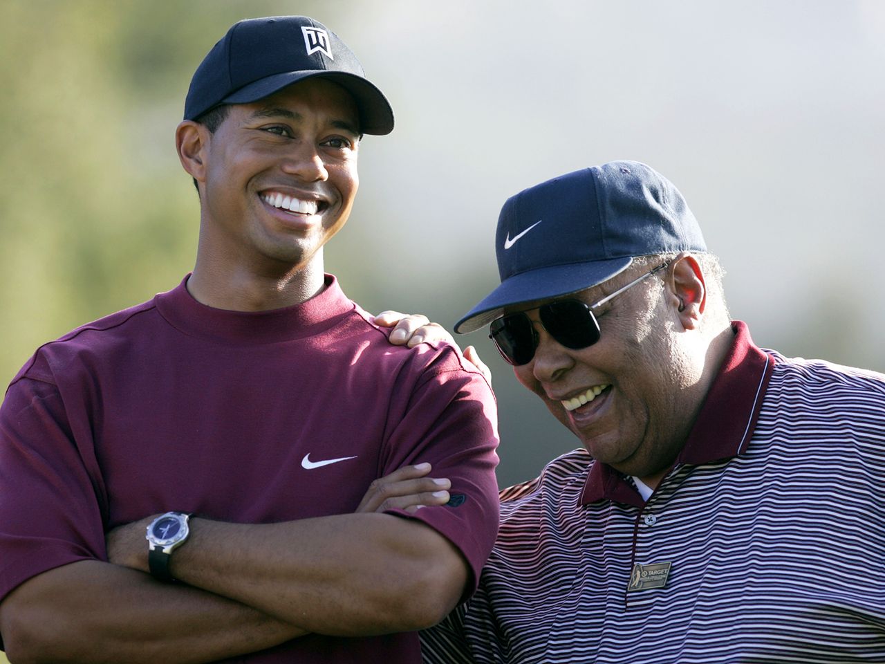 Tiger Woods pays tribute to father and veteran Earl Woods in first post ...