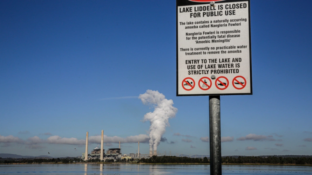 AGL demolishes Liddell's iconic chimneys in Hunter Valley