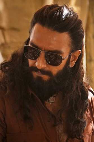 Amid FWICE ban, Ranveer Singh apologises at Chamundeshwari Temple for ...